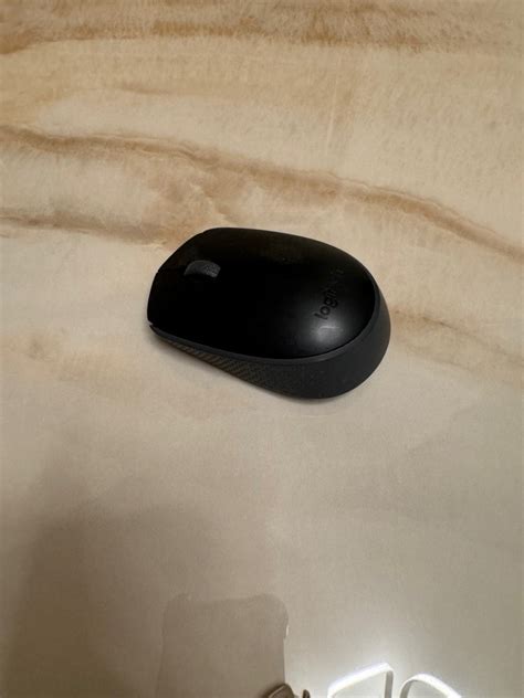Logitech Wireless Mouse Computers And Tech Parts And Accessories Mouse And Mousepads On Carousell