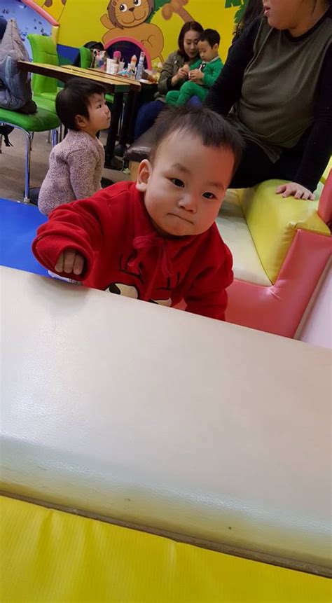 준영 342 늦잠자서 치과못가고 기영이언니랑 솔언니랑 사직동 키즈카페ㅎㅎ요기짱좋아 자주가고싶은곳♡