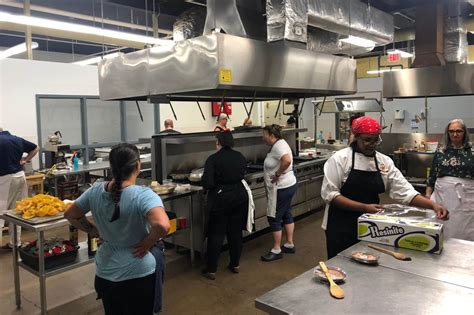 Expanding Your Culinary Skills At A Recreational Cooking Class Top Toques