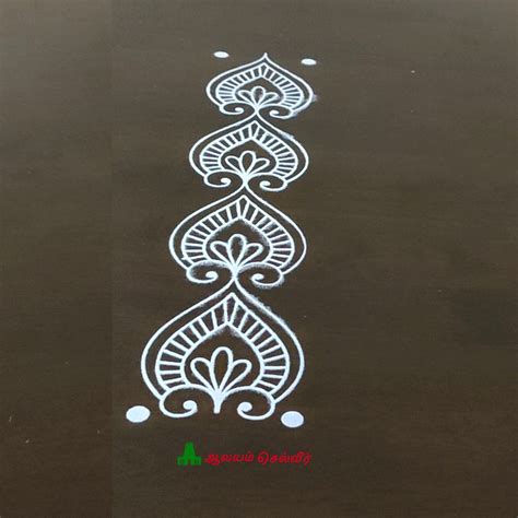 Lotus Bud Border Rangoli Stencils Wooden 17x5 Inches Aalayam Selveer