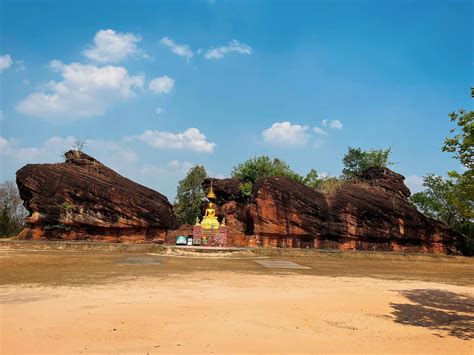 ไปโบยบินกับหินสามวาฬ แกลเลอรีที่โพสต์โดย Indymeen Lemon8