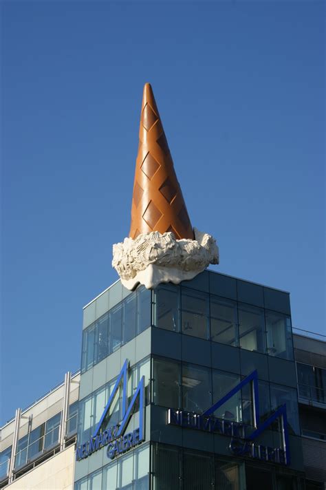 Food And Fashion Claes Oldenburg Sculpturer
