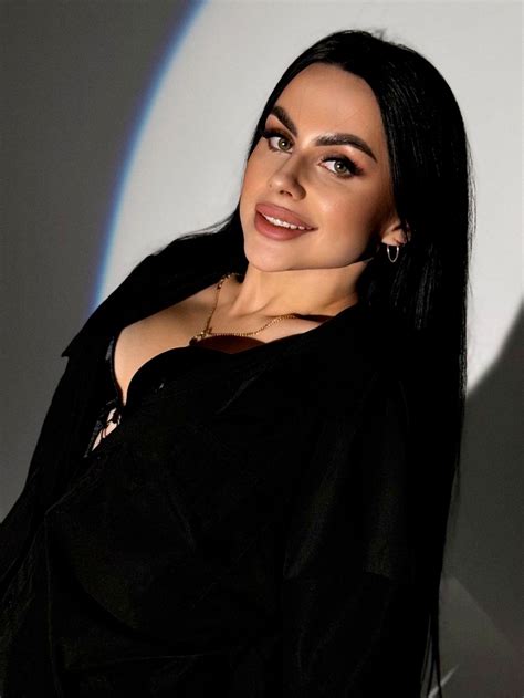 Id 116340 Olga From Zaporozhye Ukraine 26 Years Old Brown Green Eyes