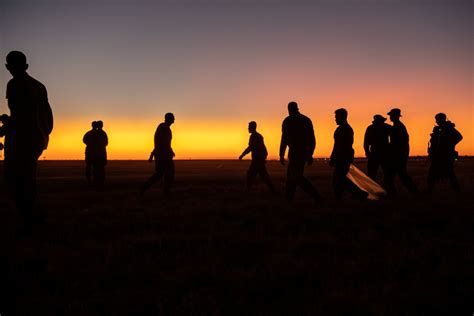 Dvids Images Mwss 171 Set Up Farp At Raaf Base Curtin [image 1 Of 3]