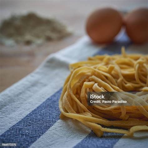 Stringozzi Buatan Tangan Pasta Gandum Italia Yang Mirip Dengan Mie Di