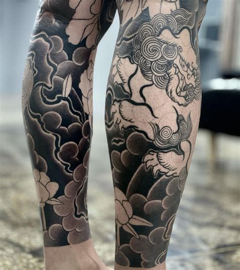 신림타투 구로타투 이레즈미 문신 타투 บน Instagram “japanese Legs Back Ground Tattoo 카라지시 긴다리 배경 작업 이레즈미