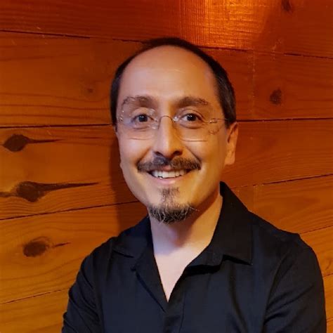 Jorge Bustos Youtube