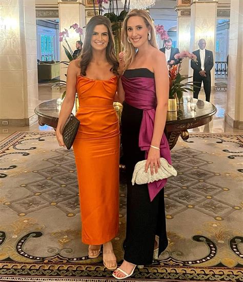 Kaitlan Collinss Feet