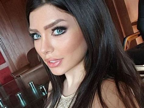 Instagram Selfies Iran Models On The Run Over Sexy Pics Arrest Gold