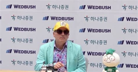 머스크 다시 테슬라에 집중할 때…주가 급락에 광팬도 쓴소리