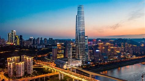 重庆在建第一高楼458米陆海国际中心（重庆100）主体结构封顶 建筑档案