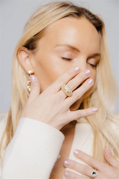 Juno Café Ring Samaa Diamonds