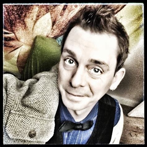 The Tapping Point Thetappingpoint • Threads Say More