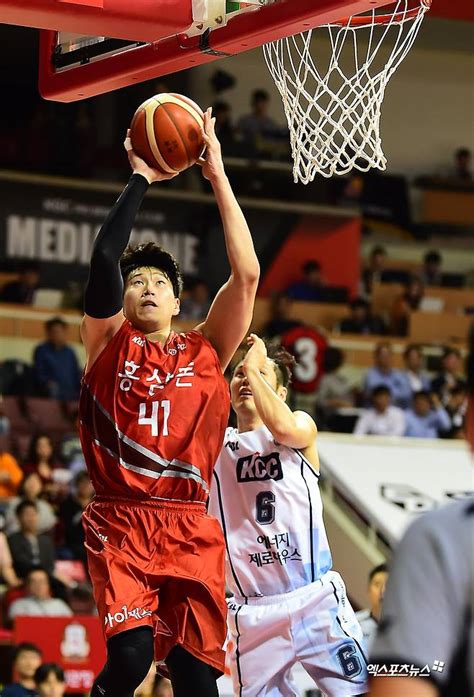 오세근 골밑슛도 집중[포토]