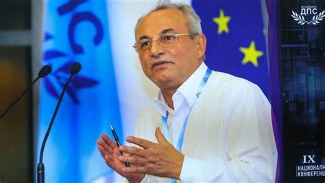 Призив на д р Ахмед Доган Lentata