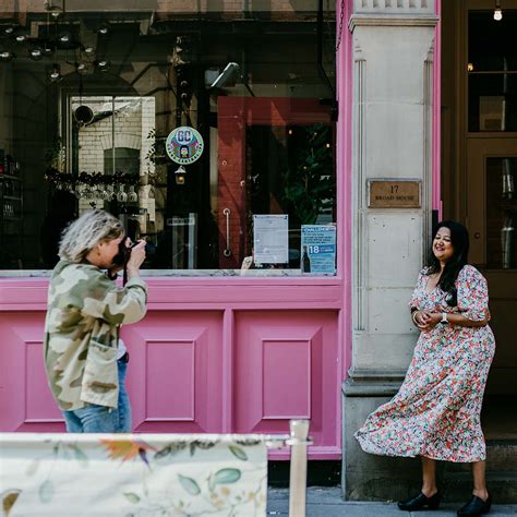 Nottingham Photographer Offers Bargain Photo Shoots The People