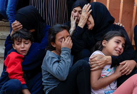 Israel Actions In Gaza Close To War Crimes Former Israeli Prime