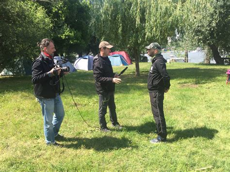 Први пут с оцем Први пут с оцем Added A New Photo