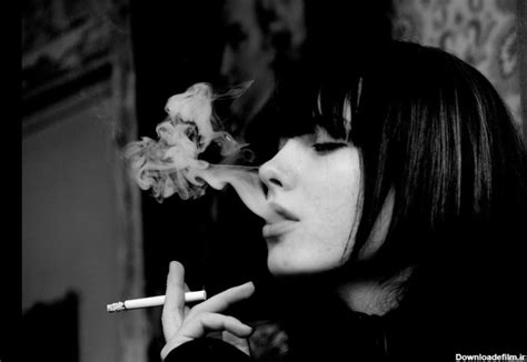 عکس پروفایل دختر غمگین با سیگار