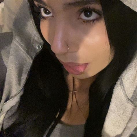 Jaliyah Lbert Snapchat Stories Spotlight And Lenses