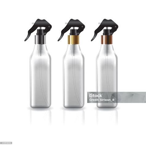 아름다움 건강 또는 식품을 위한 은금구리 스프레이 헤드가 있는 빈 투명 사각형 화장품 병 흰색 배경에 고립되어 있습니다 패키지 디자인에 바로 사용할 수 있습니다 벡터