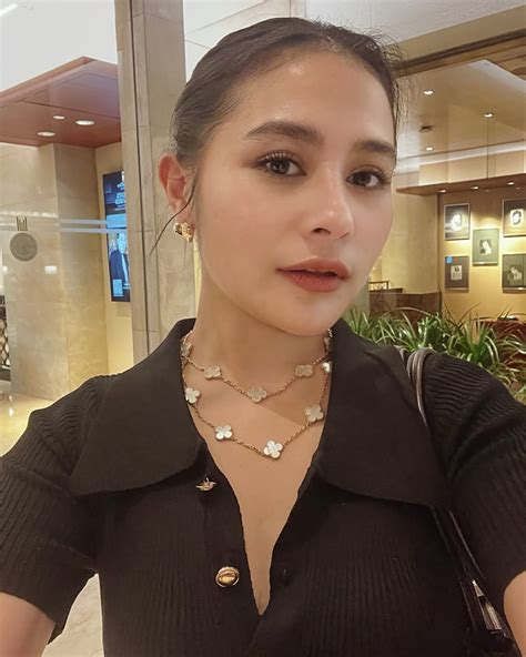Perjalanan Karir Dan Profil Prilly Latuconsina Yang Akui Ikut Bahagia