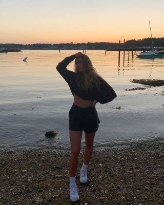 Singer Dancer Actress Chloe Lang Porn Pictures Xxx Photos Sex Images Pictoa