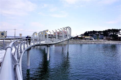 서산 간월도 간월암 낙조와 사찰 야간경관 품은 해양경관 탐방로 네이버 블로그