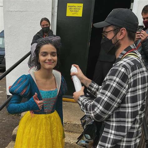 7 Portraits Of Rachel Zegler The Problematic Snow White Who Made The
