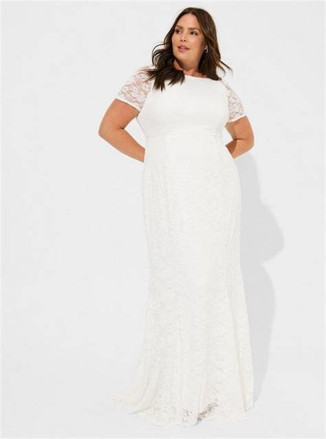 Plus Size Ivory Lace Short Sleeve Fit And Flare Wedding Dress Torrid