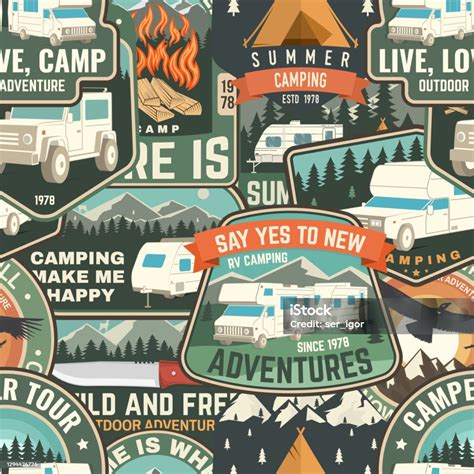 Rv 트레일러 캠핑 텐트 캠프 파이어 곰 캠핑 텐트와 영감 따옴표와 여름 캠프 다채로운 매끄러운 패턴 벡터 배경 배경 화면 패치와 원활한 패턴 캠핑카에 대한 스톡 벡터 아트