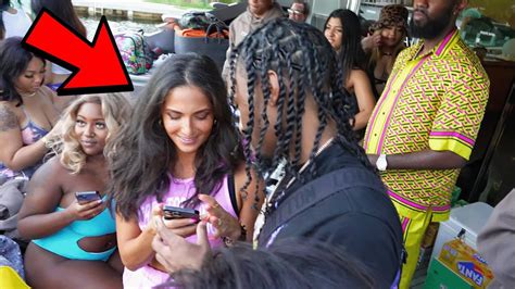 Rizzing Girls At Nle Choppas Yacht Party Youtube Rizzing Girls At Nle Choppas Yacht Party Youtube
