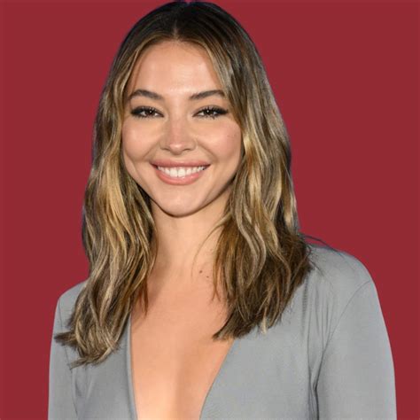 Madelyn Cline Biography Net Worth Movies And Achievements
