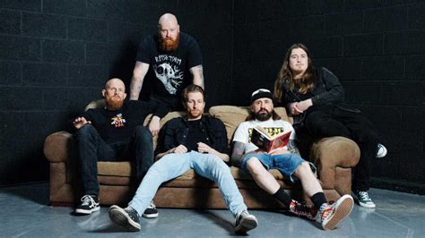 Massive Wagons Announce Earth To Grace Album Launch Missing On Tv