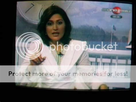 Dr Shaista Wahidi Hostess With The Mostess On Ary Digital
