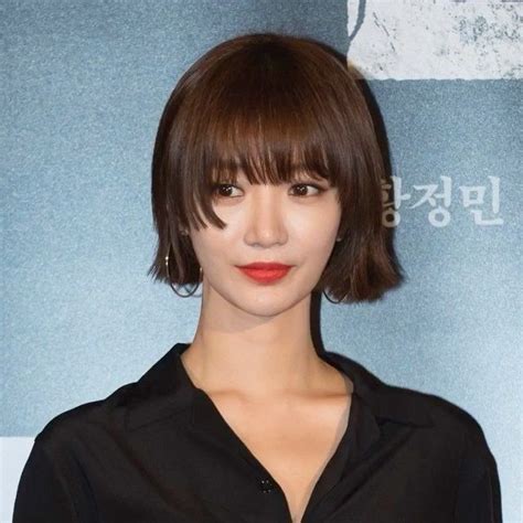 고준희하면 단발 단발하면 고준희 층이 없는 똑단발부터 자갈치 머리 물결 머리 C컬 웨이브 하이라이트 헤어까지 모든 단발