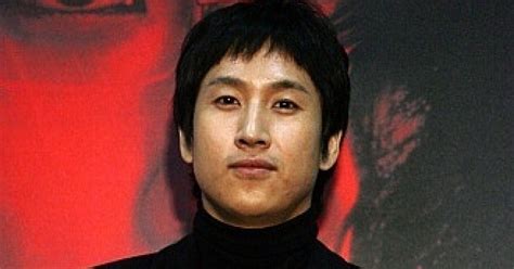 밤과낮 우정출연 이선균 코믹 북한사투리 눈길