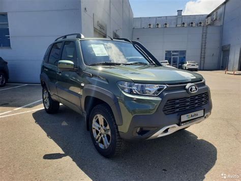 Каталог цветов Lada Niva Travel — «Bamper99.ru»