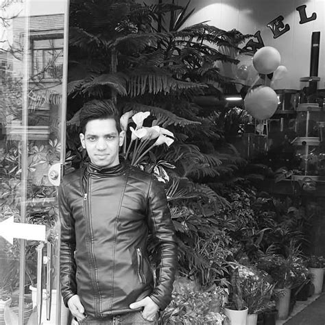 ‎هاشم رشیدی‎ Hashemr75 • Threads Say More