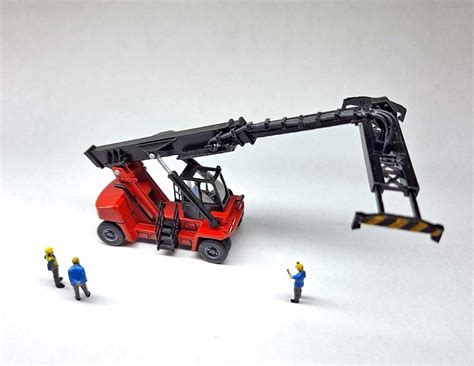 N Scale Container Lifter 3d Model Cgtrader