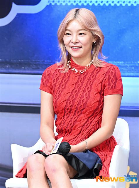 송해나 단아한 미소 포토엔hd 뉴스인코리아