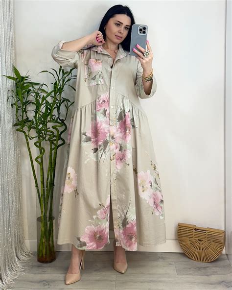 ЖІНОЧИЙ ОДЯГ ️ВЗУТТЯ ПРОДАНО 🌿 Класна сумка … натуральна шкіра… Італія Ціна 1450 грн🏷️ Розмір