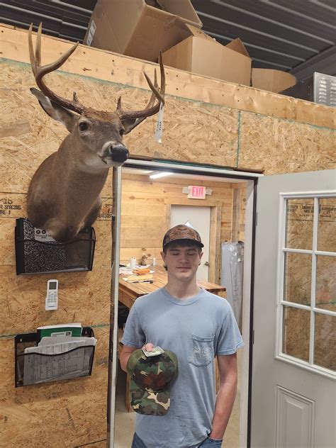 Grays Deer Processor