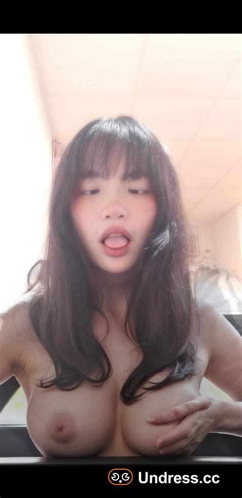 Chat with 彭海琤 User NsfwGPT AI Not just an NSFW AI chatbot platform