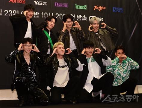 위댐보이즈 ‘귀엽게 하트 [포토]｜스포츠동아