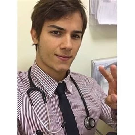 브라질 꽃미남 의사