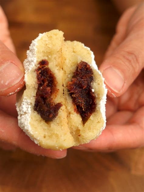 Kahk Egyptian Eid Cookies Jeanelleats Food And Travel Blog