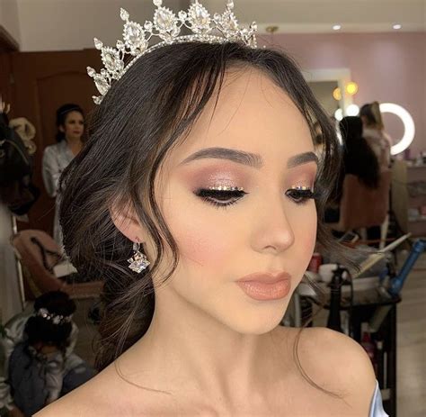 Pin By Yesenia Torrico On Make Up Quinceanera Makeup Rose Gold Makeup Looks Quincenera Makeup