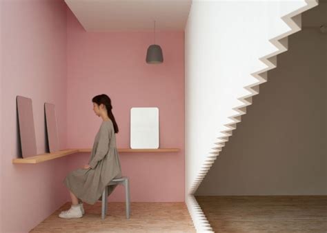 Beauty Salon By Yusuke Seki With A Crimped Screens And Golden Curtains