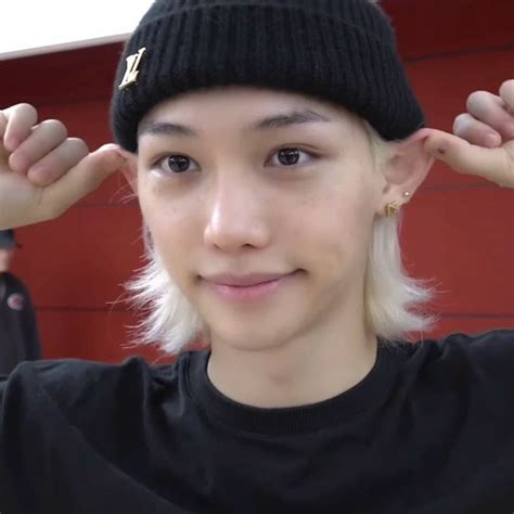 Пин от пользователя 𝐛𝐨𝐫𝐧 𝐢𝐧 𝐰𝐫𝐨𝐧𝐠 𝐞𝐫 на доске «·felix· Певцы Муж Мужчины